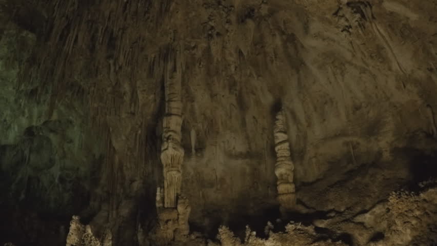 Shot of a Cave Ceiling 스톡 동영상 비디오(100% 로열티프리) 11663810 | Shutterstock