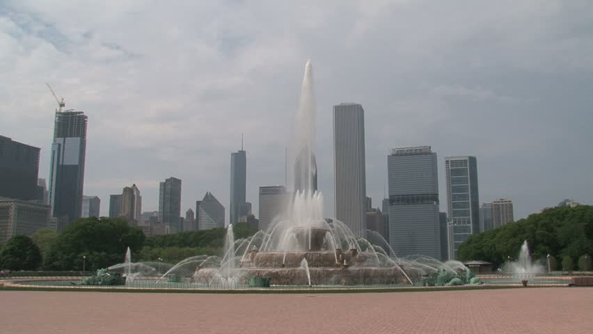 Stock video of water fountain in chicago | 1521100 | Shutterstock