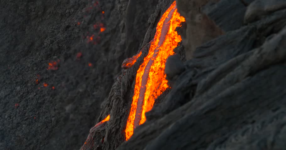 Hawaiian Lava Flowing From Kilauea Volcano Hawaii. Lava Stream Flowing ...