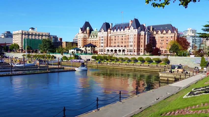 Inner Harbor with boats and buildings in Victoria, British Columbia ...