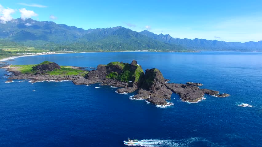 Warm. Clean Water Of A Beautiful And Peaceful. Tropical Bay In ...