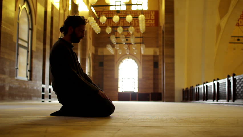 Muslim praying Stock Video Footage - 4K and HD Video Clips | Shutterstock