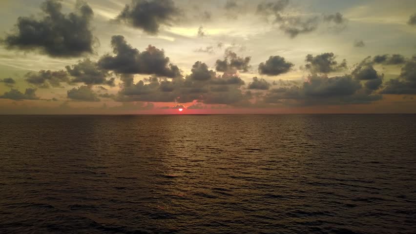 Seascape with sun setting over the waters image - Free stock photo ...