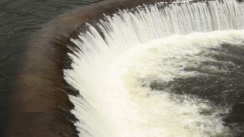 Videoclip de Round dam on Pisayambo lagoon, LLanganates national ...