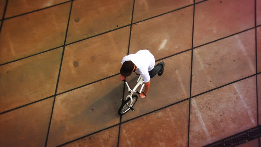 Stock video of bmx: spinning top shot | 498310 | Shutterstock
