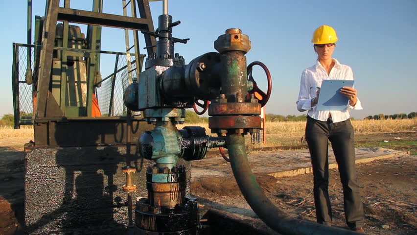 Working On A Drilling Rig. Petroleum Industry. Oil And Gas Industry ...
